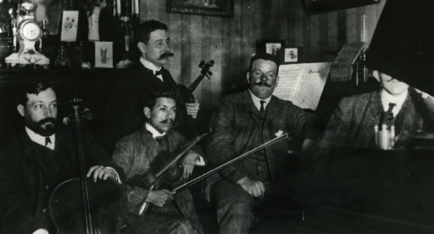 Converses a la rebotiga de Juli Garreta | Museu de la Música